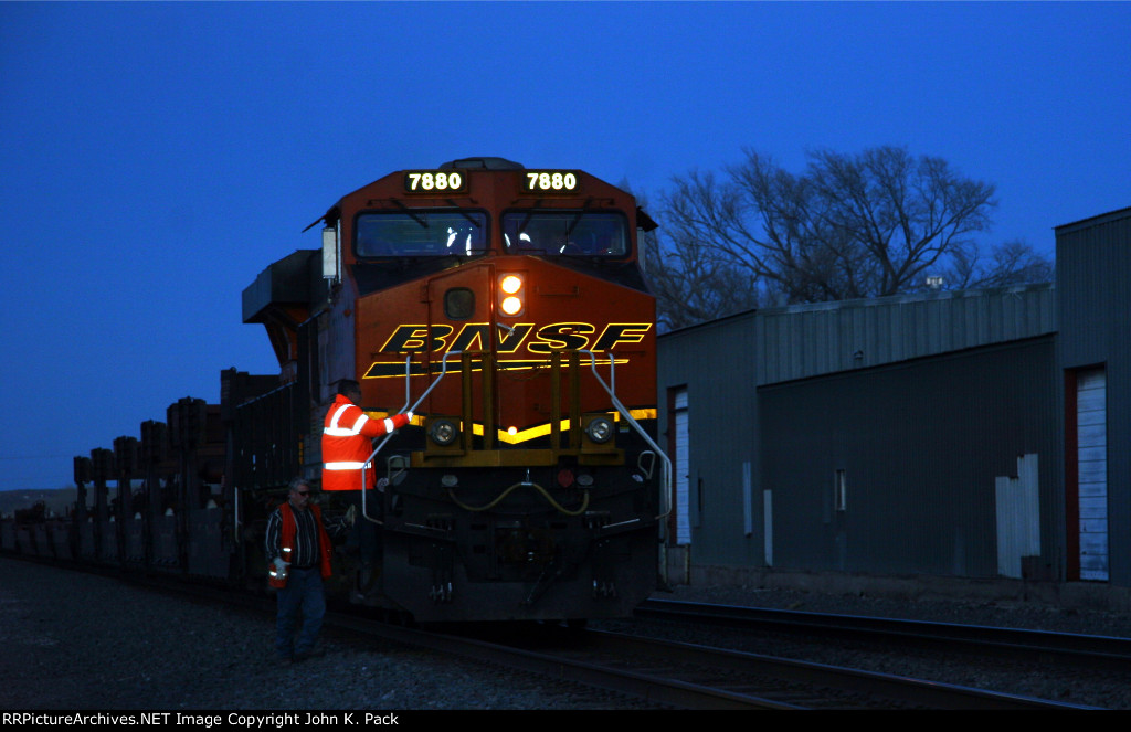 BNSF 7880